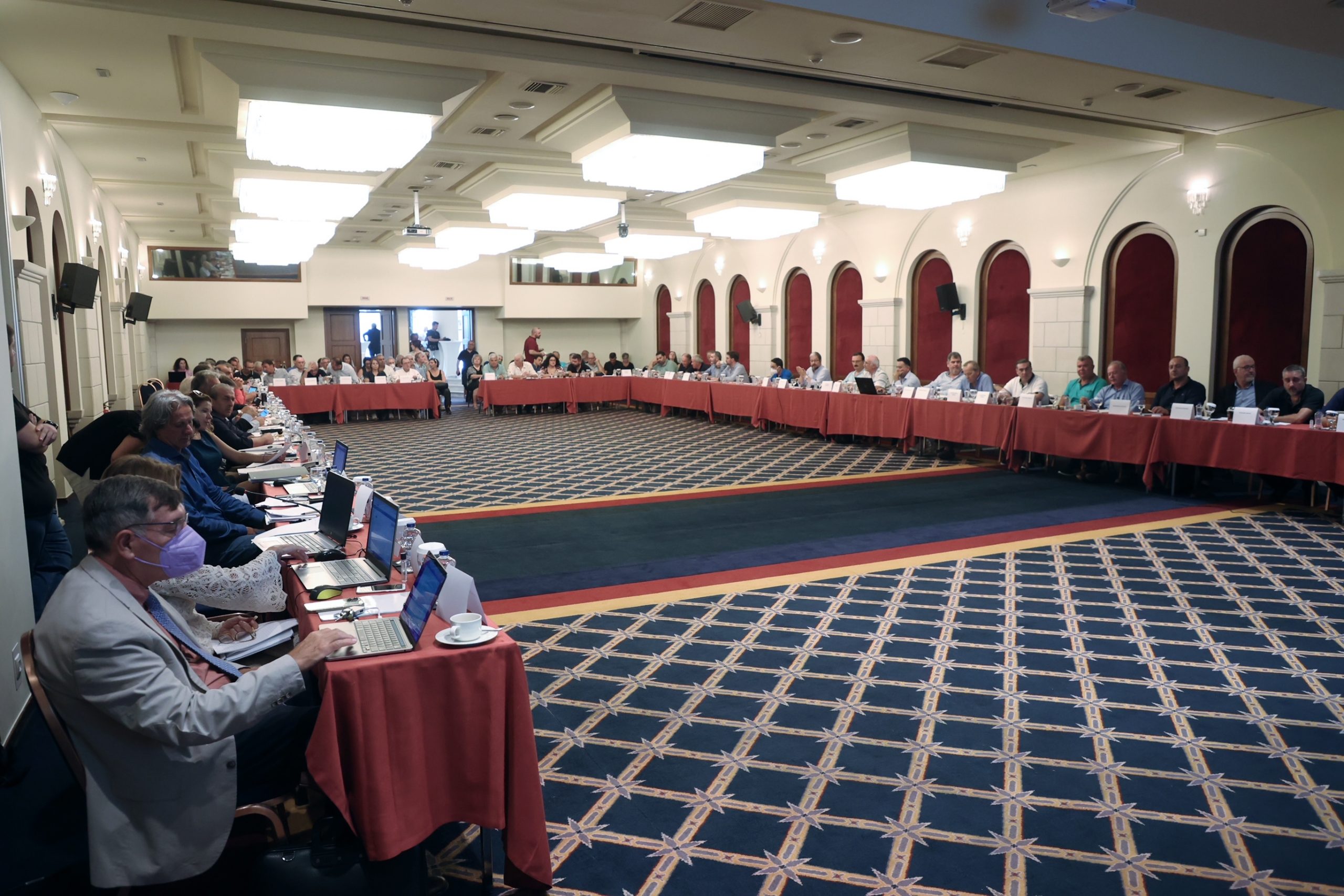 Συνεδρίαση Περιφερειακού Συμβουλίου Κρήτης, δια ζώσης, Πέμπτη 4 Μαΐου ...