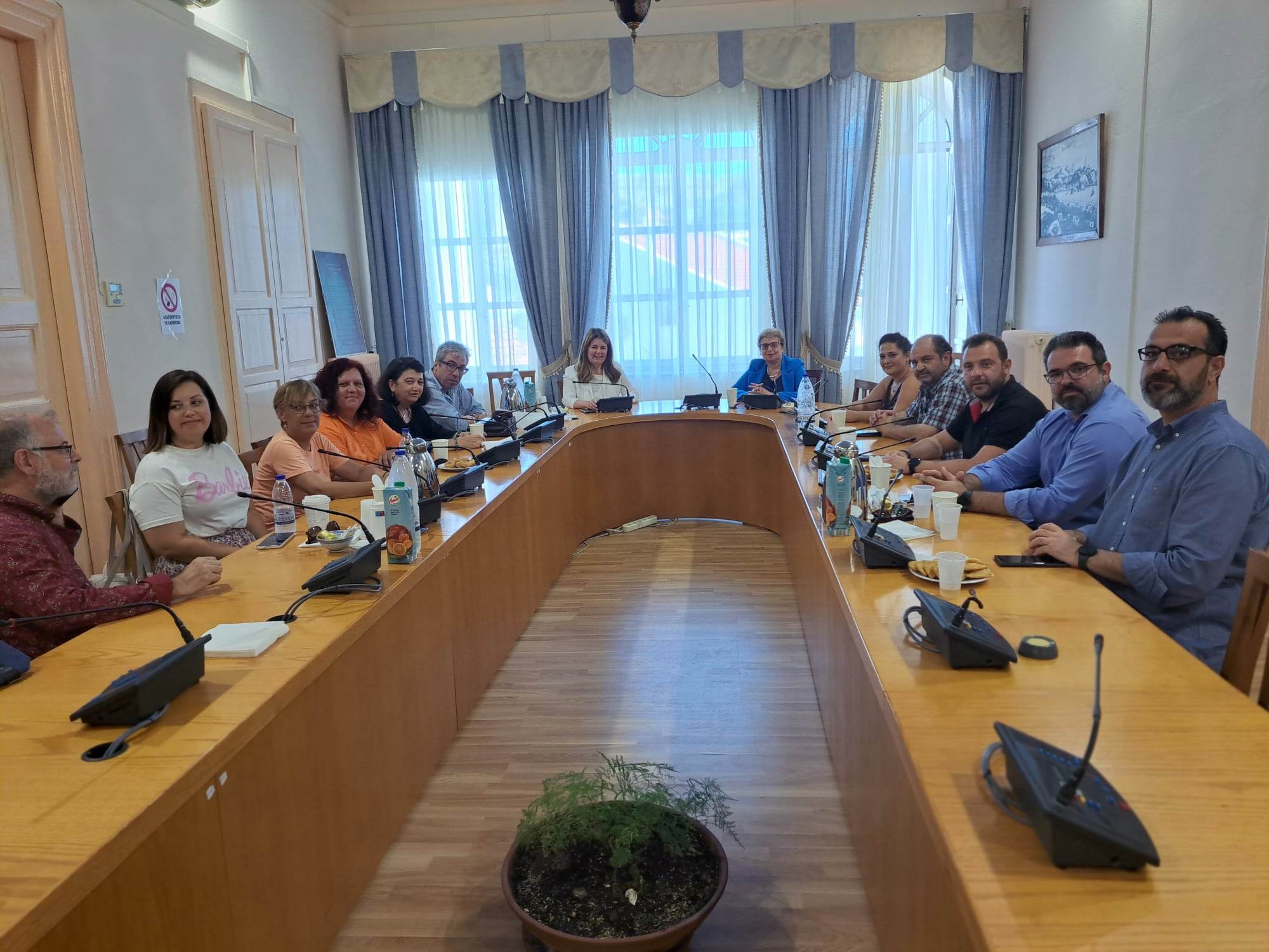 Ενημερωτική συνάντηση για την πορεία υλοποίησης του προγράμματος ...