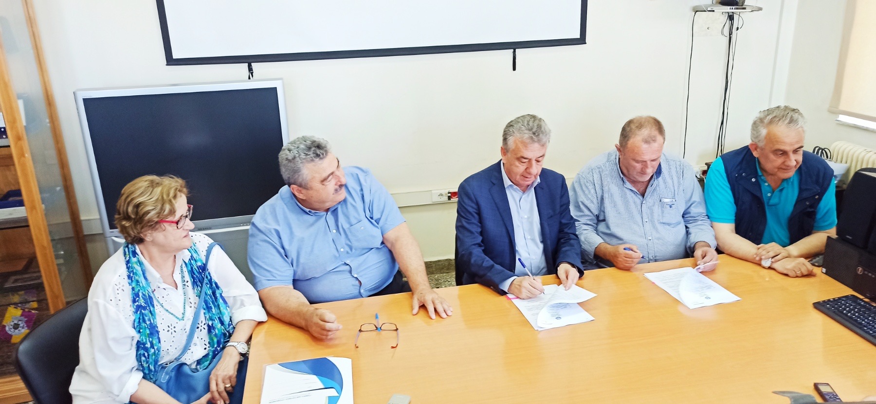 Στ. Αρναουτάκης: Επενδύουμε στην νεολαία, στον Αθλητισμό. Υπογράφηκε ...
