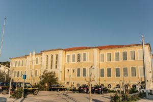 ΕΝΕΡΓΕΙΑΚΗ ΑΝΑΒΑΘΜΙΣΗ ΚΤΙΡΙΟΥ Π.Ε.Ρ. - Crete.gov.gr