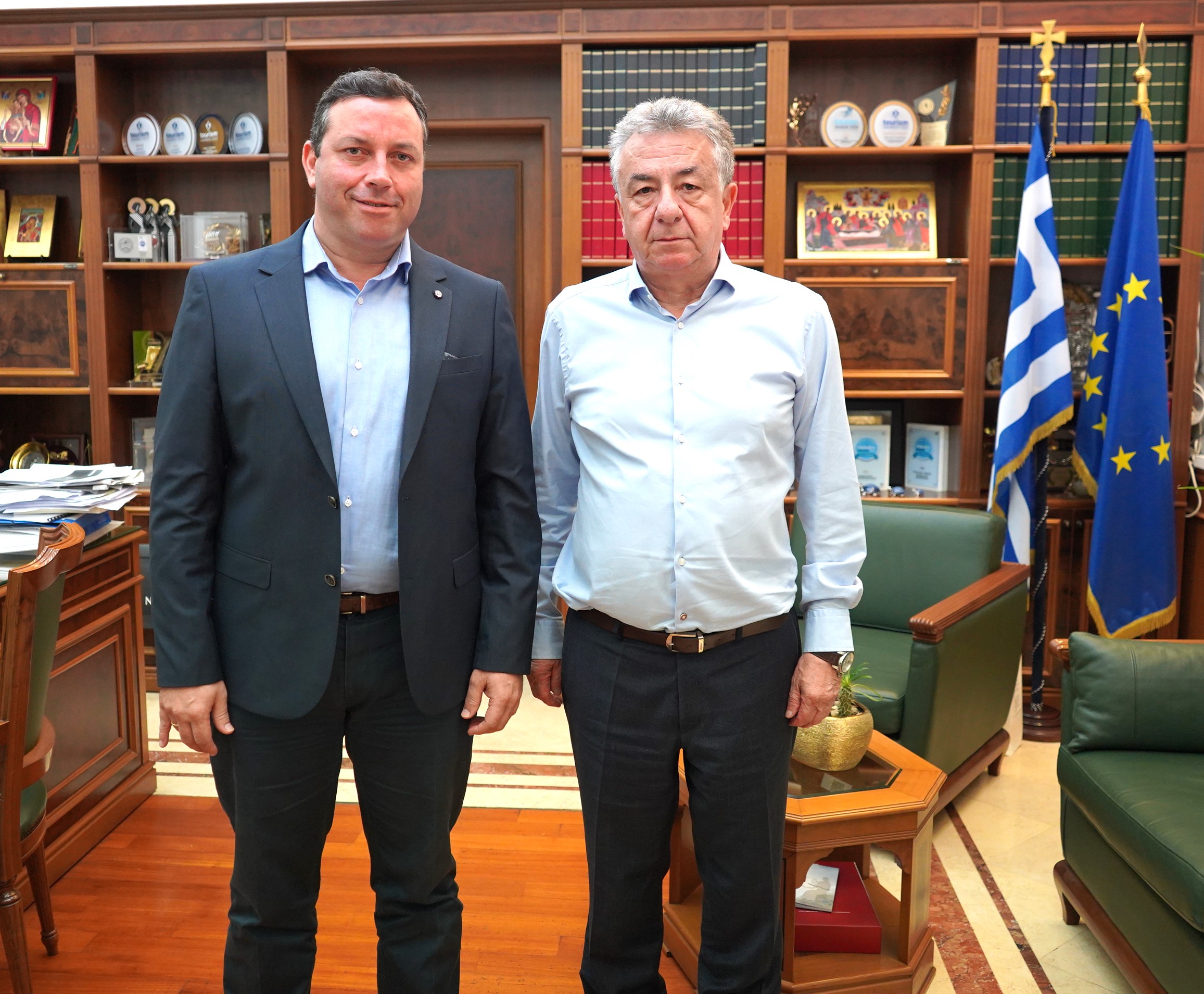 Συνάντηση νέου Δημάρχου Αγ. Νικολάου με τον Περιφερειάρχη Κρήτης ...