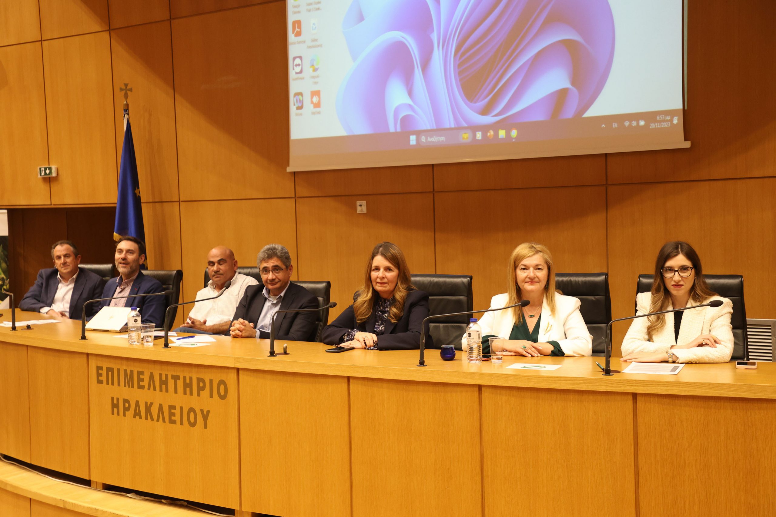 Με μεγάλη επιτυχία πραγματοποιήθηκε η εσπερίδα της Περιφέρειας Κρήτης ...