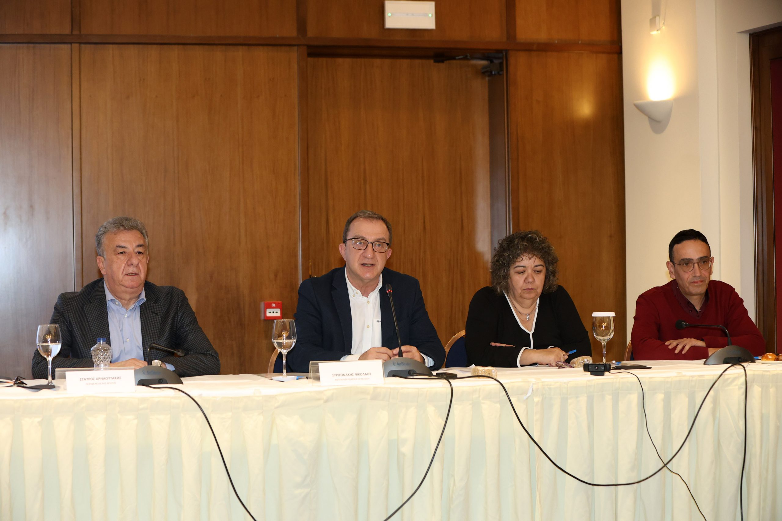Ομόφωνα εκλέχθηκε το νέο προεδρείο του Περιφερειακού Συμβουλίου Κρήτης ...