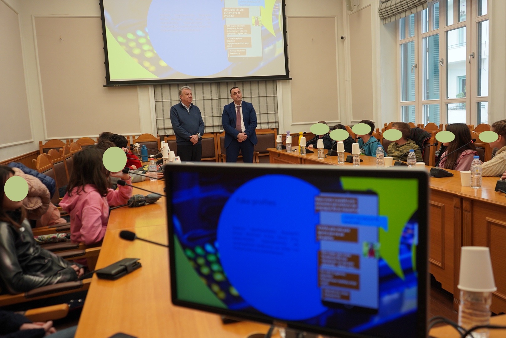 Εκπαιδευτικές επισκέψεις παιδιών στο κτίριο της Περιφέρειας Κρήτης με ...